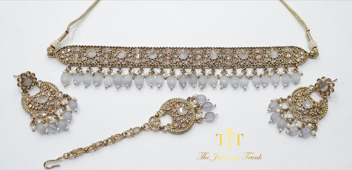 Raina Grey – TheJewelleryTrunk