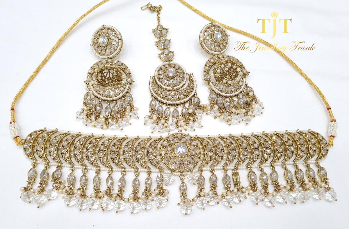 Harveen Clear – TheJewelleryTrunk